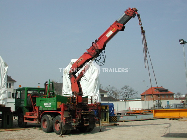 MAN 40.400 DFA :: Trucks4Trailers